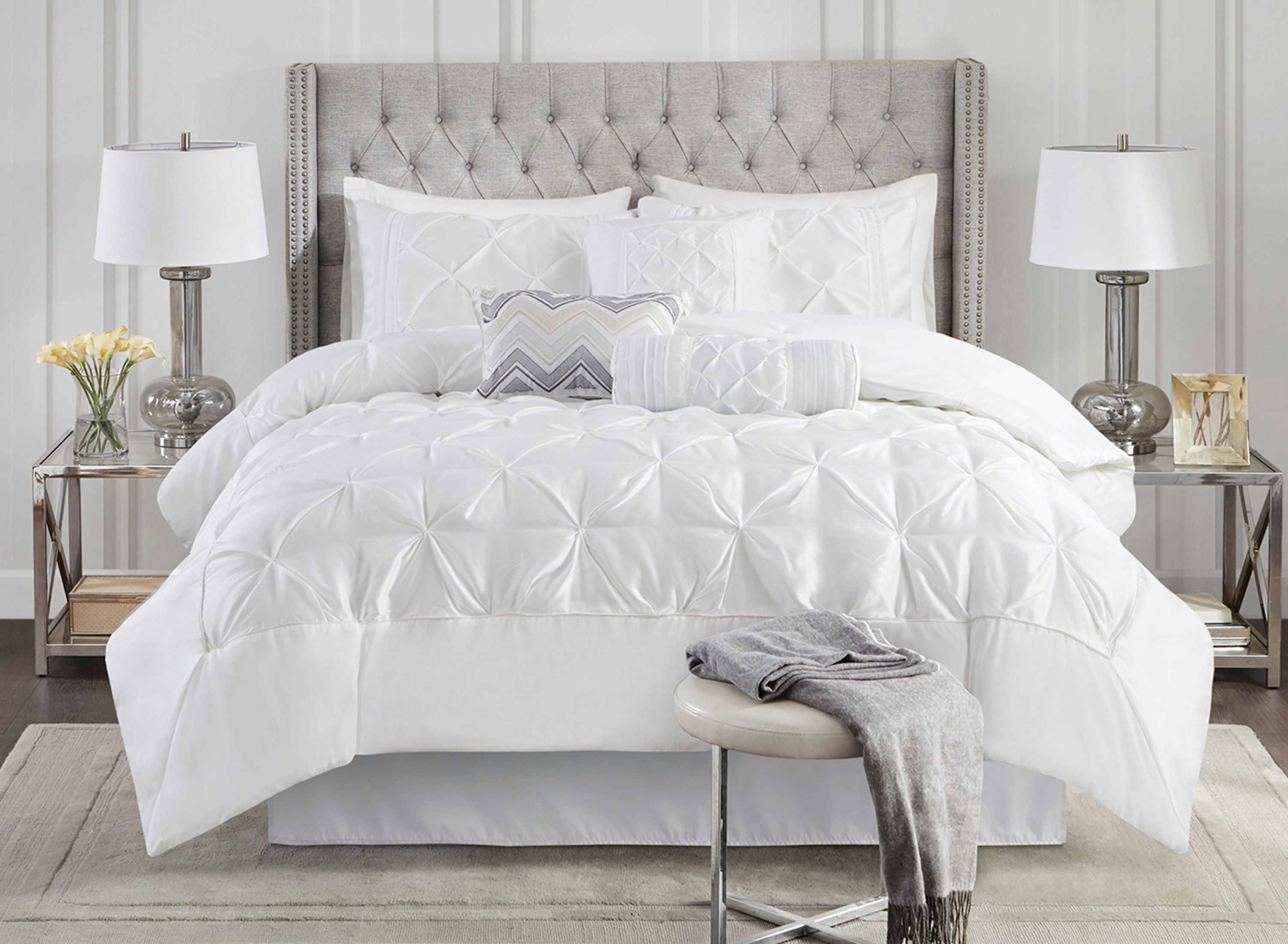 Laurel 7-pc. Queen Comforter Set | Raymour & Flanigan