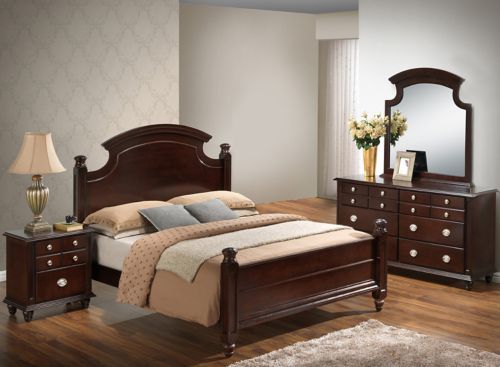 Summit Post Bed | Raymour & Flanigan