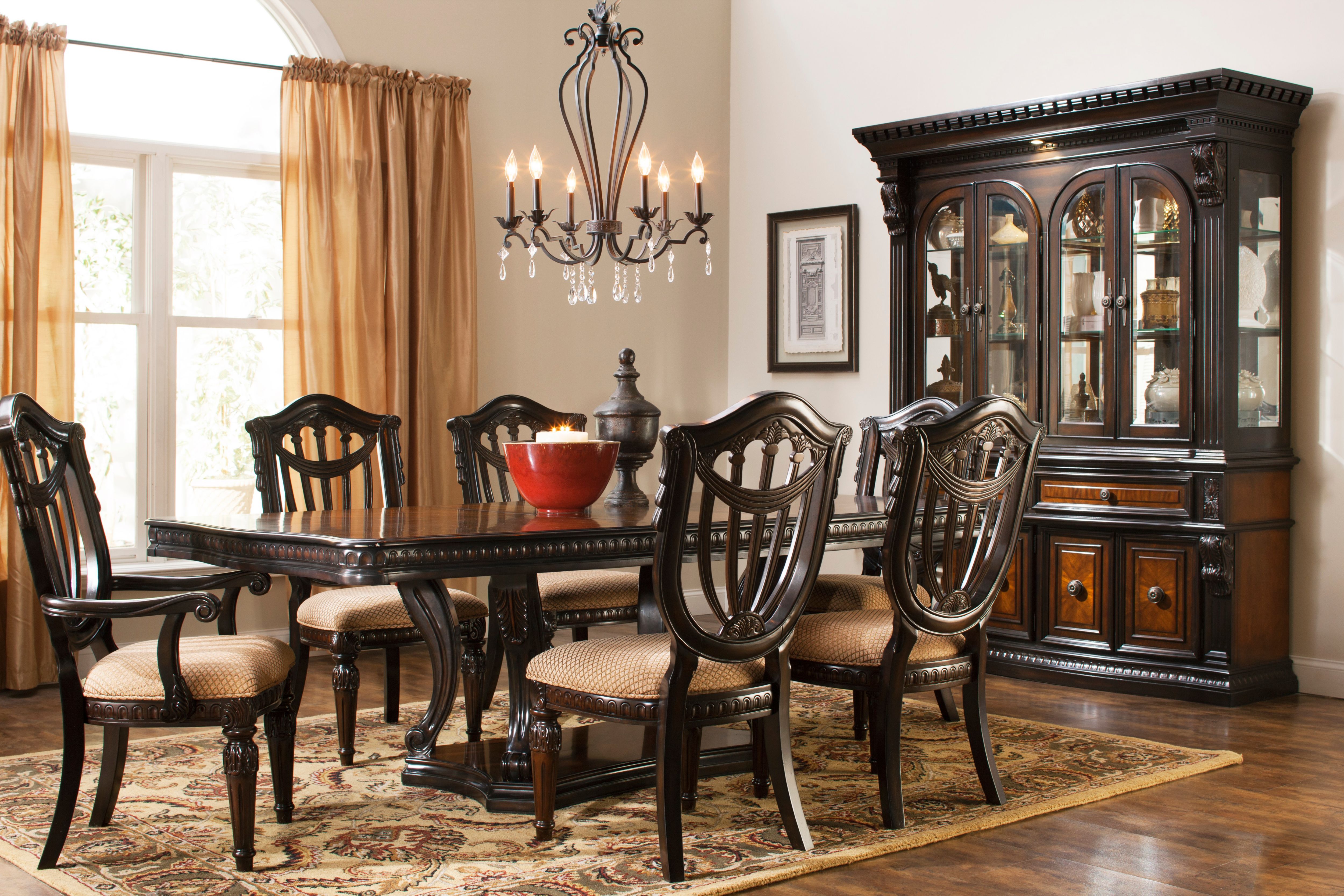 Raymour And Flanigan Dining Room Sets
